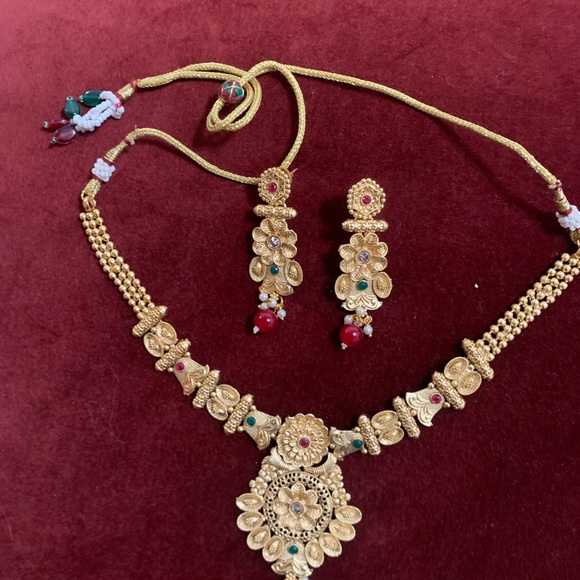 Jewelry | Dull Gold Indian Set | Poshmark